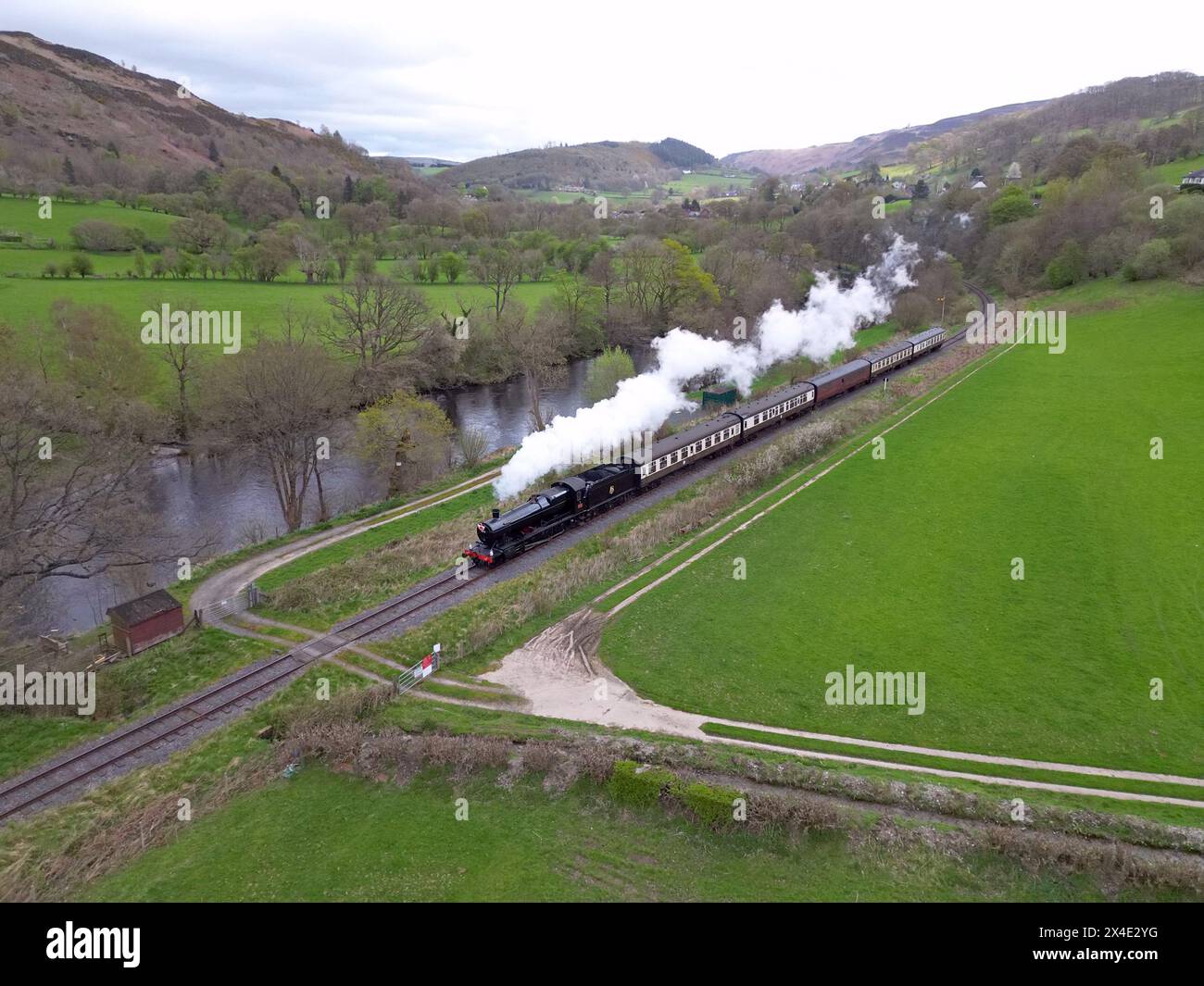 GWR 2-8-0 steam loco 3802 approaching Carrog at the Branch Line Gala ...