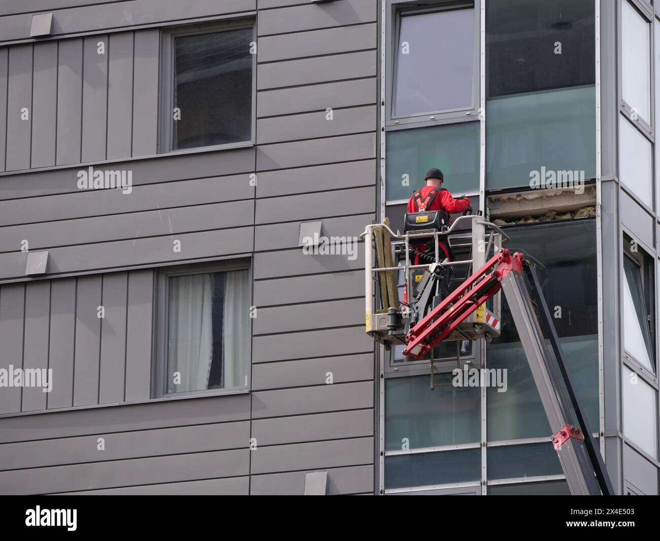 Cladding work hi-res stock photography and images - Alamy