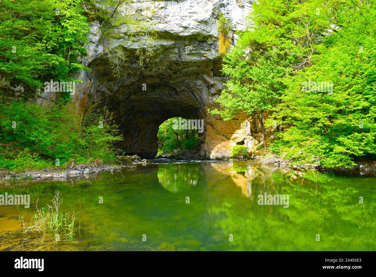 Big natural bridge hi-res stock photography and images - Alamy