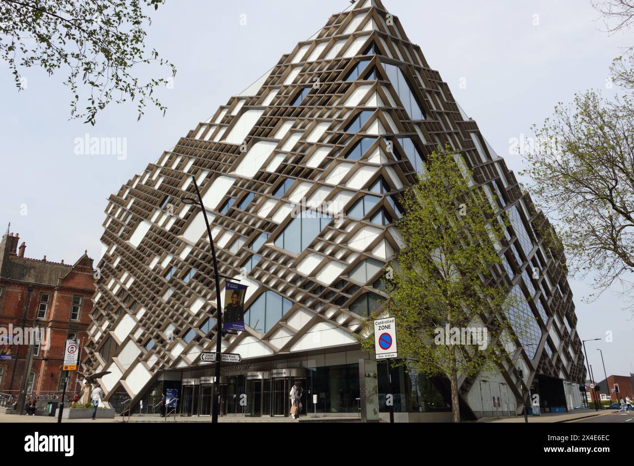 University of sheffield hi-res stock photography and images - Alamy