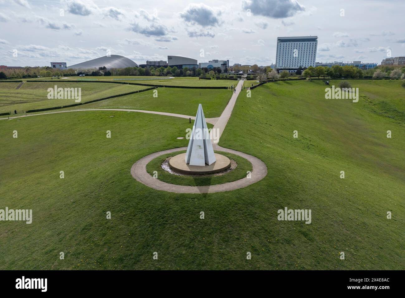 Milton keynes light pyramid hi-res stock photography and images - Alamy