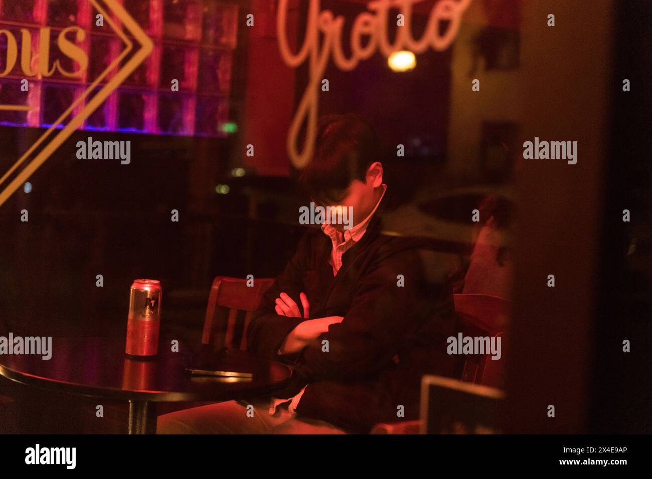 Seattle, USA. 12th Apr, 2024. Belltown nightlife Stock Photo - Alamy