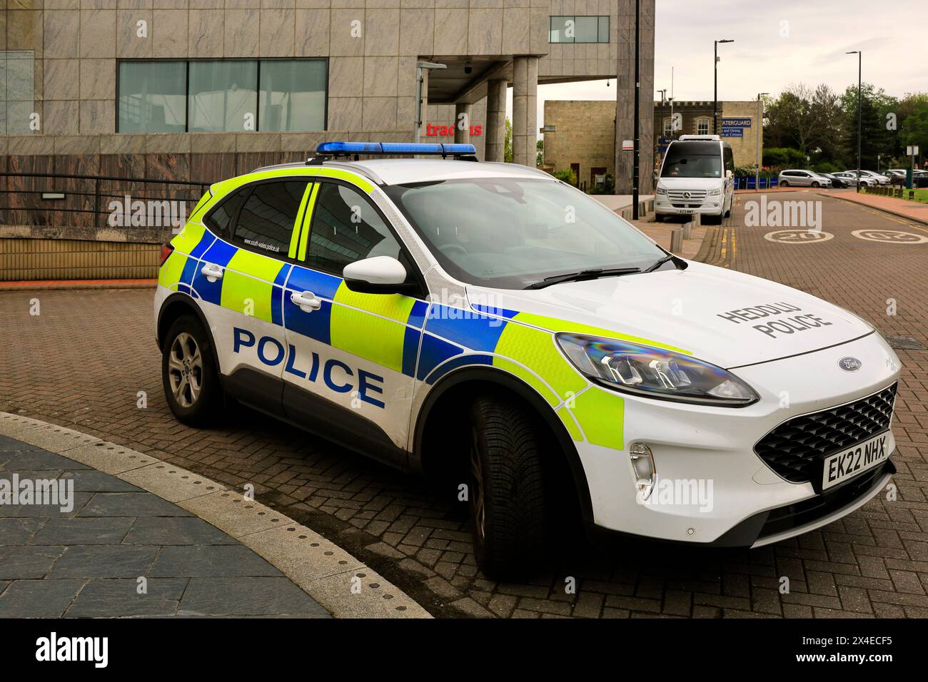 Police car parked by the roadside, South Wales police car - Heddlu ...