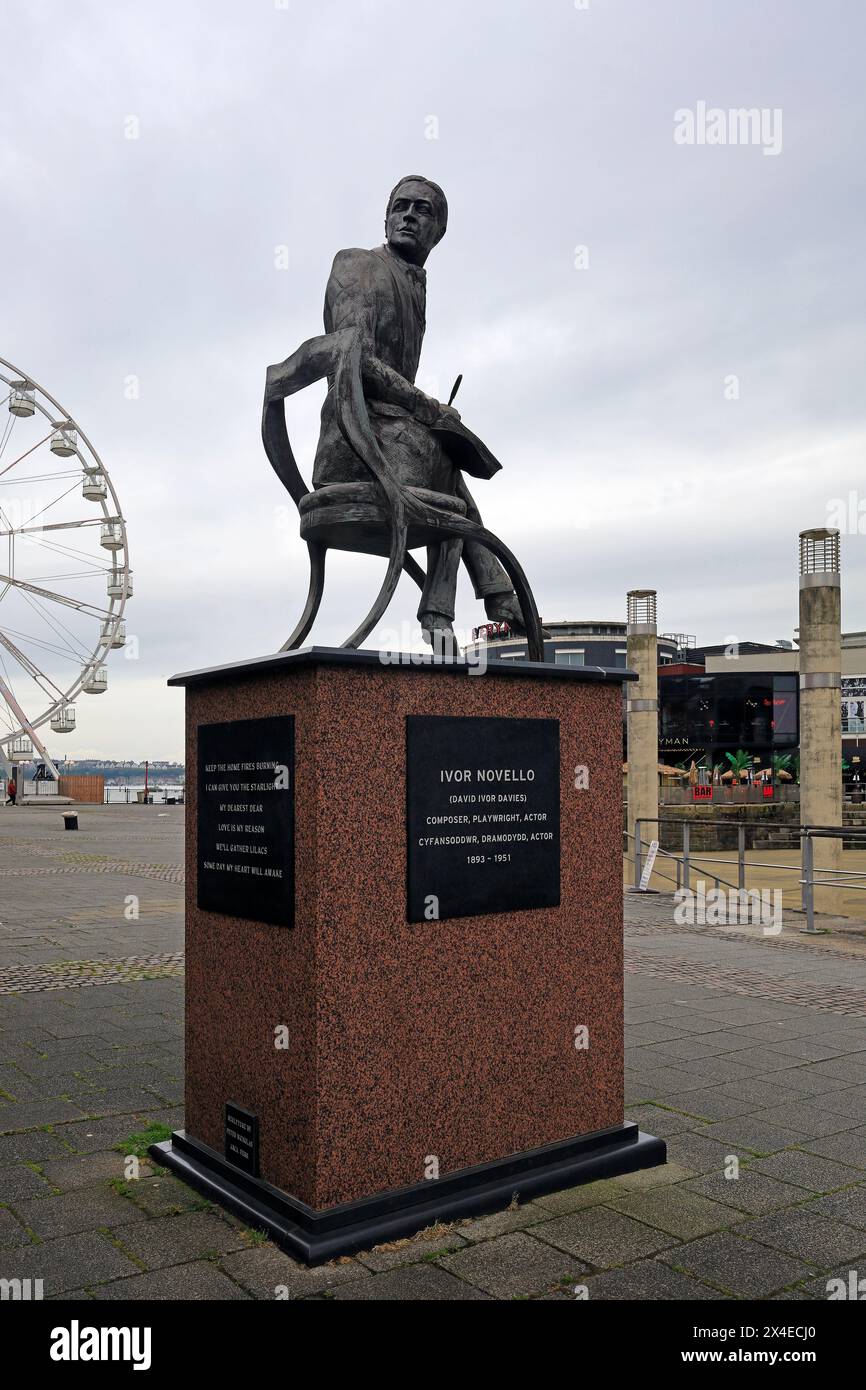 Ivor Novello (David Ivor Davies) statue by Peter Nicholas at Mermaid ...