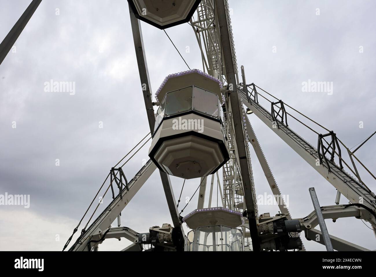 A Ferris wheel cabin from below, Cardiff Bay. May 2024 Stock Photo - Alamy