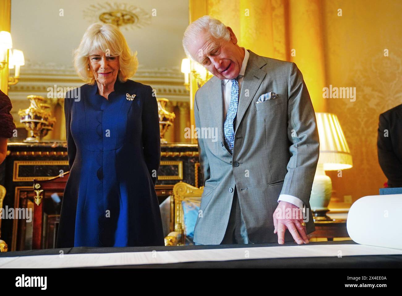 Queen camilla crown hi-res stock photography and images - Alamy