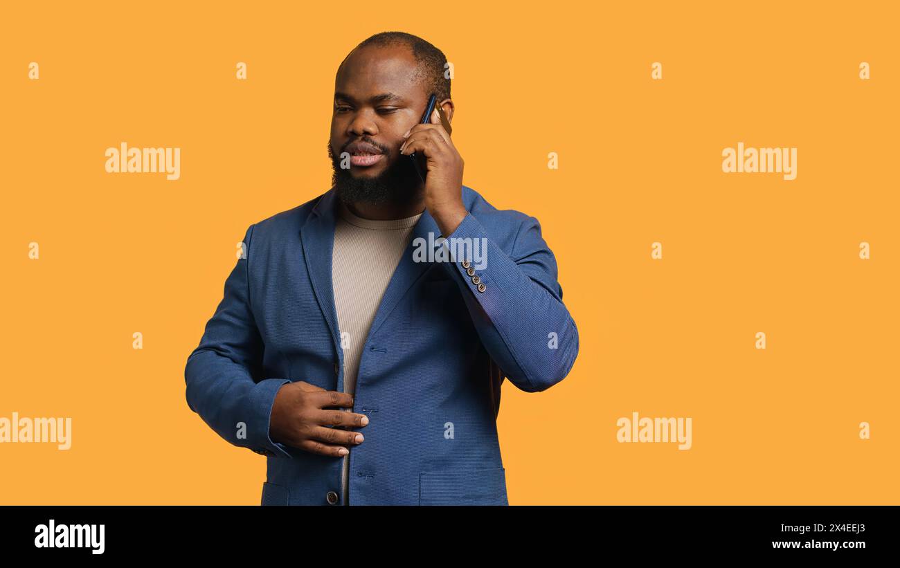 Disagreeing friends hi-res stock photography and images - Alamy