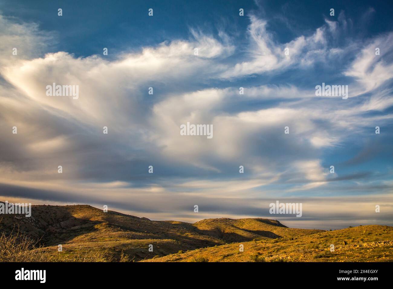 Round mountain park hi-res stock photography and images - Alamy