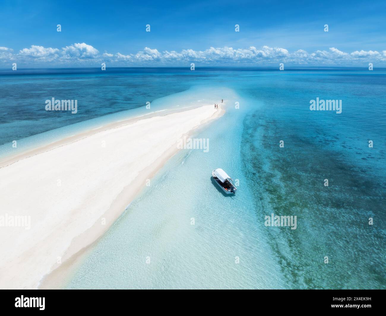 Aerial view sandy spit hi-res stock photography and images - Alamy