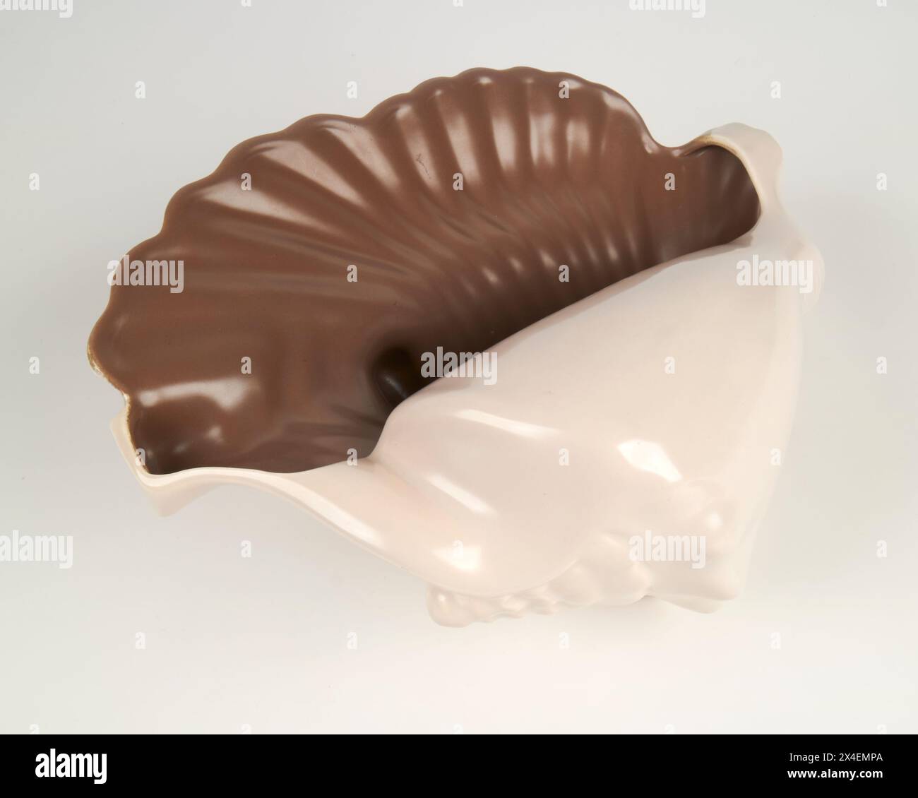 Large Poole Pottery Twintone Conch Shell 1930’s Designed by John Adams ...