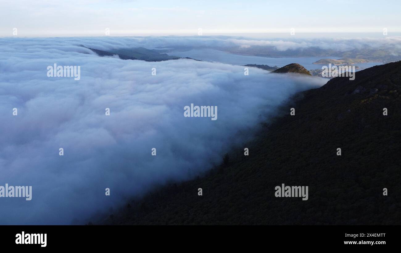 Serene footage hi-res stock photography and images - Alamy