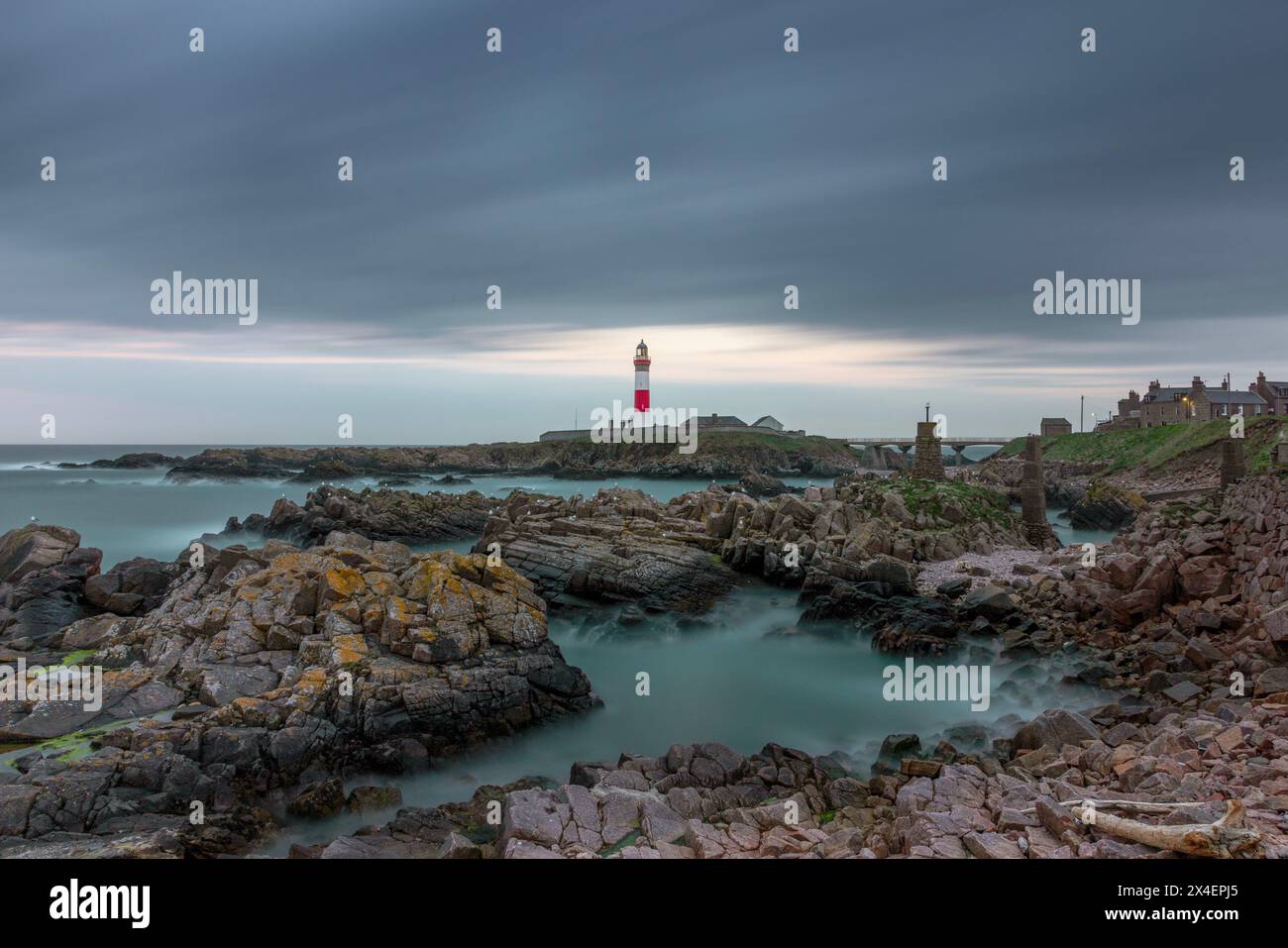 Buchan Ness Lighthouse, Boddam, Aberdeenshire, Scotland Stock Photo - Alamy