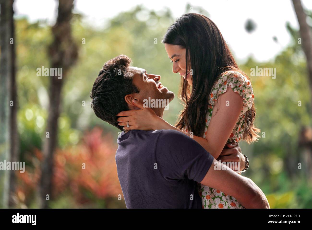 MOTHER OF THE BRIDE, from left: Sean Teale, Miranda Cosgrove, 2024. ph: Sasidis Sasisakulporn ...