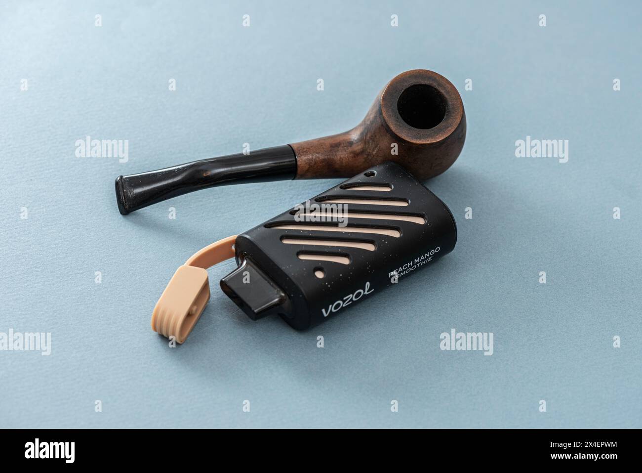 Smoking pipe machine hi-res stock photography and images - Alamy