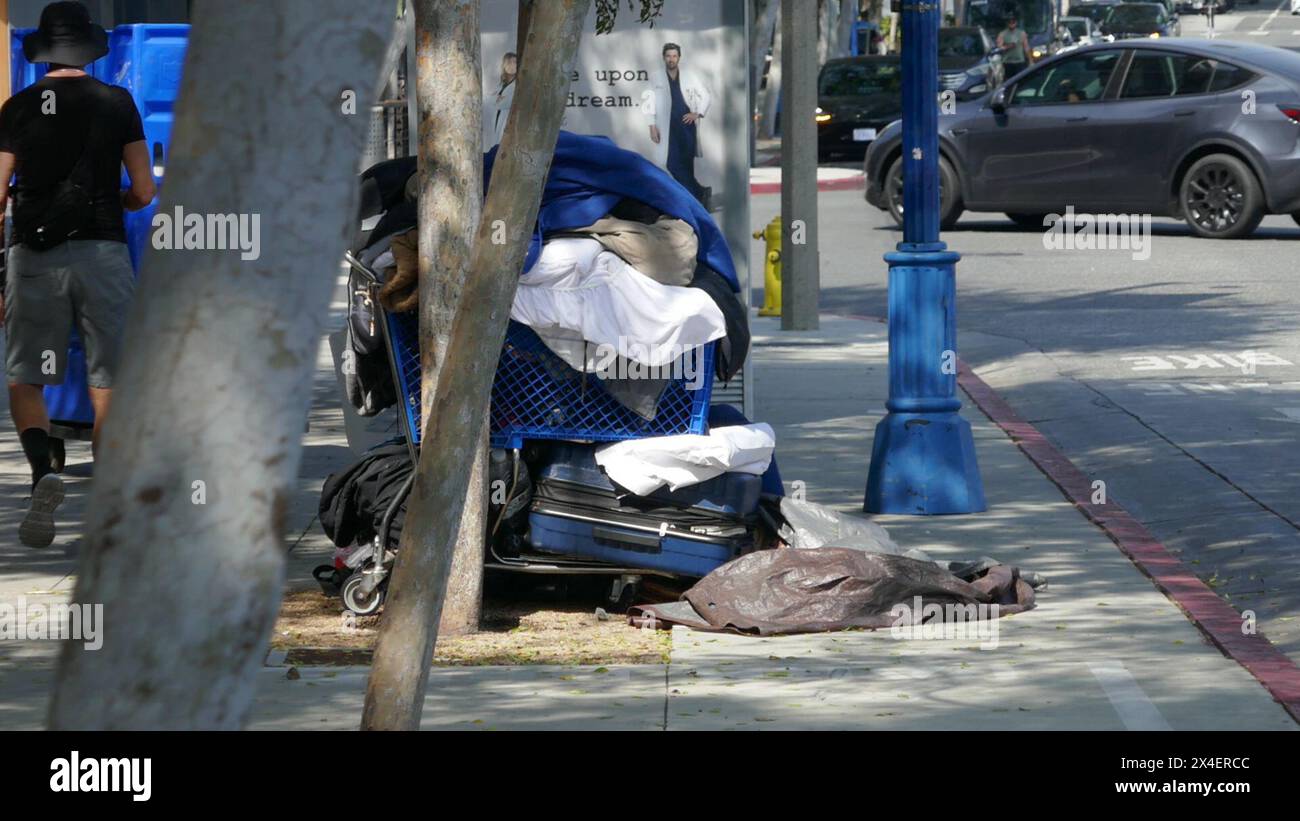 Homeless in santa monica usa hi-res stock photography and images - Alamy