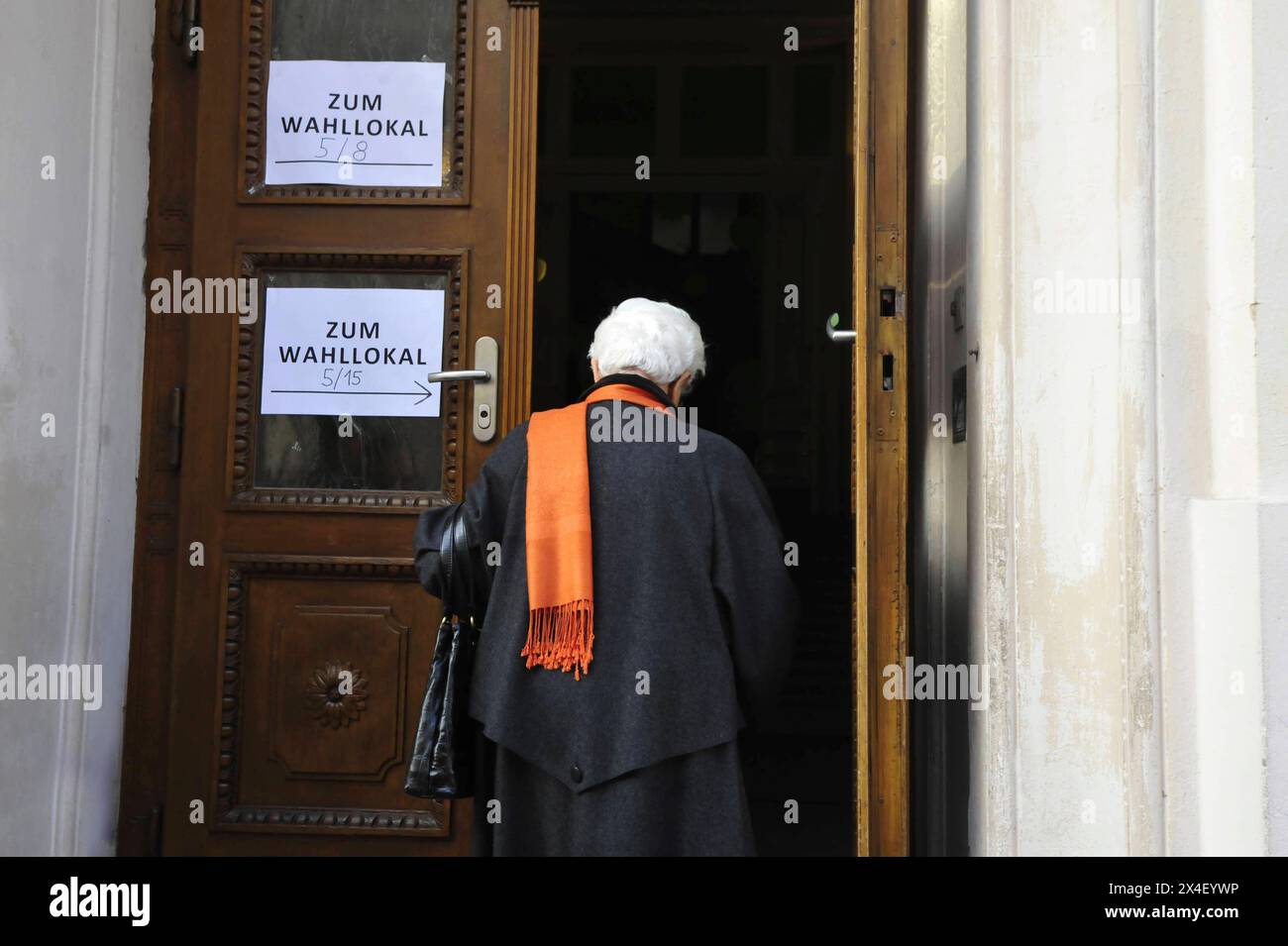 personal voting in an election ,cast a vote personal voting in an ...