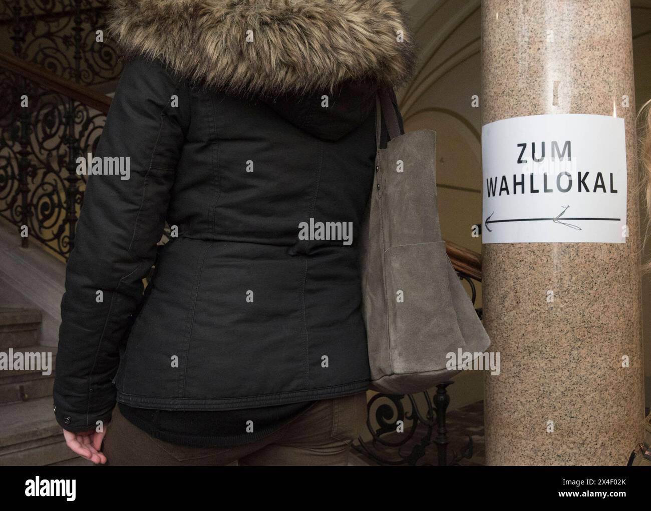 personal voting in an election ,cast a vote personal voting in an ...