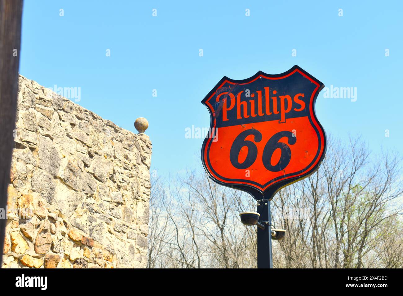 Spencer, MO, United States, 4-13-24 An old Phillips 66 station boosts ...