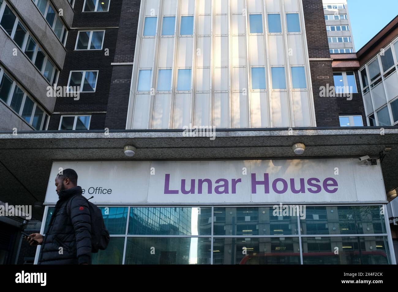 Rwanda house hi-res stock photography and images - Alamy