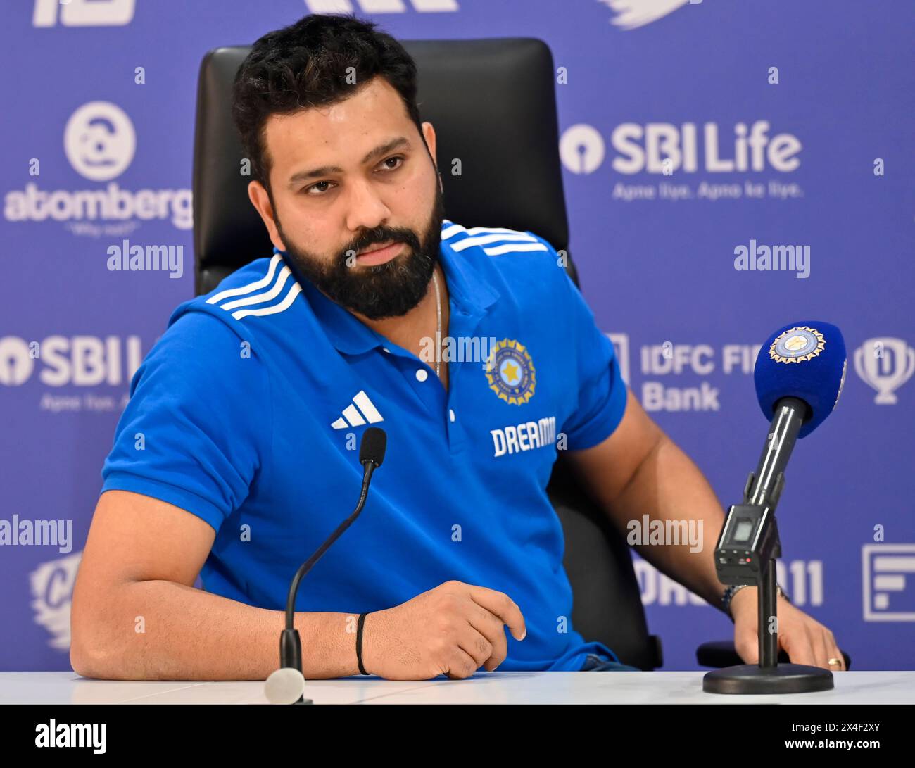 Rohit sharma t20 world cup 2024 hi-res stock photography and images - Alamy