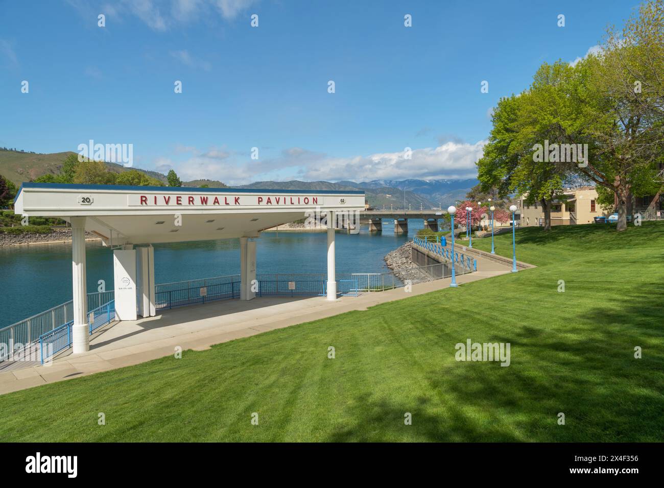 Chelan Riverwalk Park, Washington State Stock Photo - Alamy