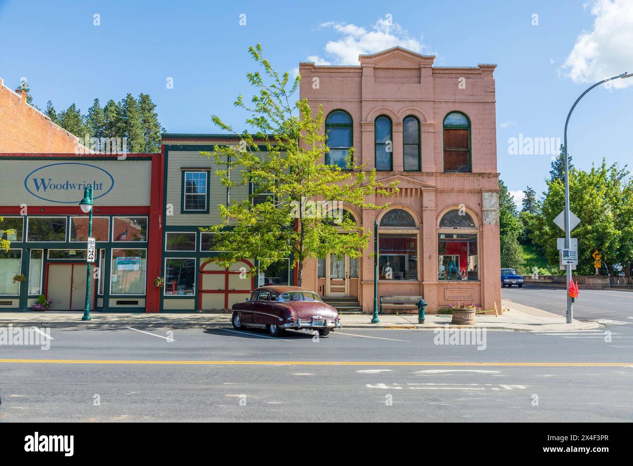 USA, Washington State, Palouse, Palouse. Main street, old buildings ...