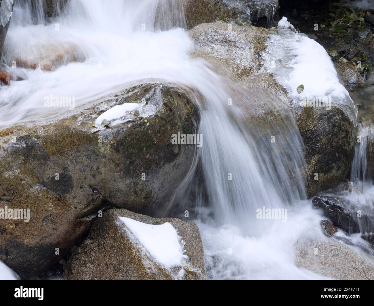 USA, Washington State. Central Cascades, Mount Baker Snoqualmie ...