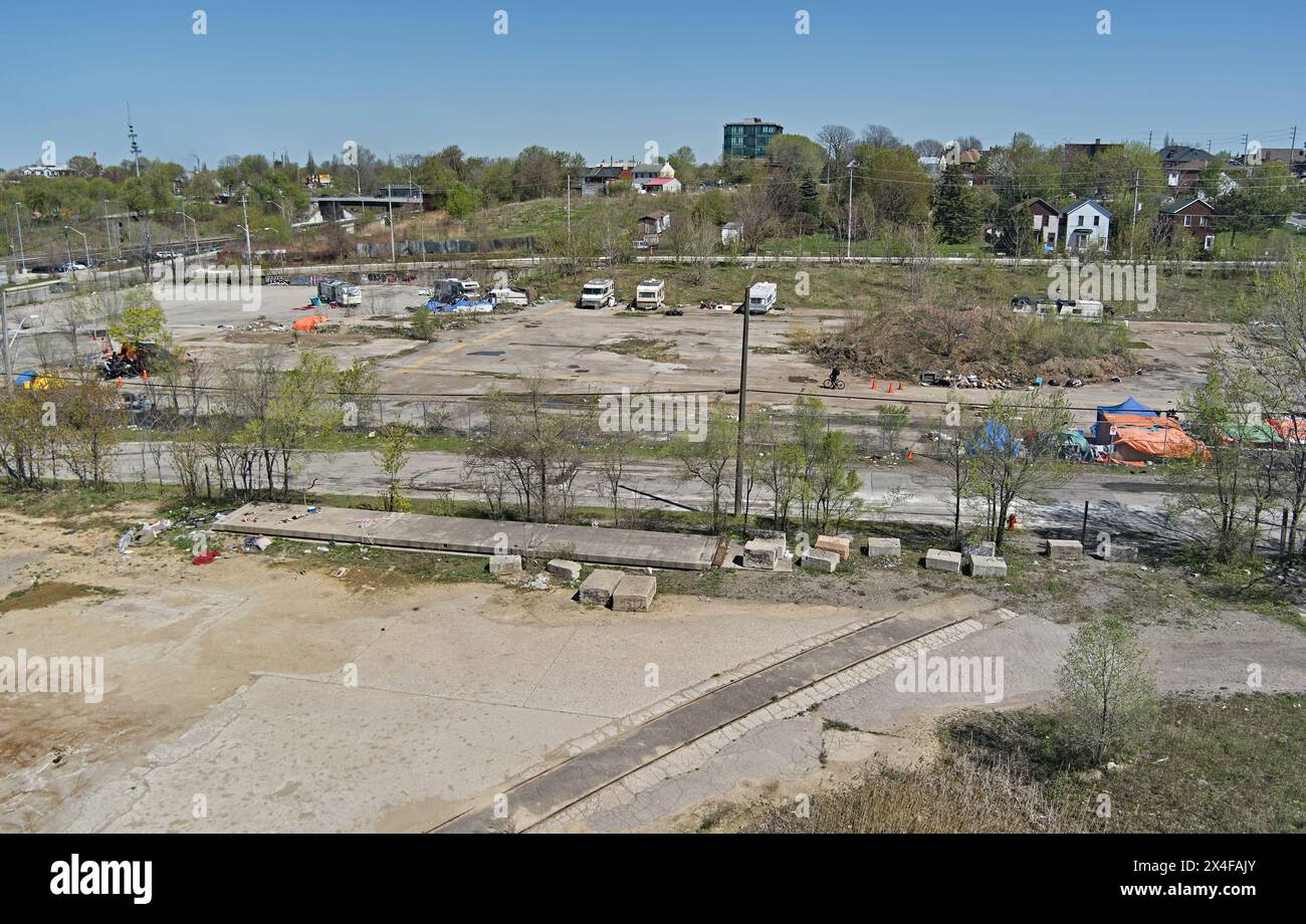 Hamilton Ontario homeless encampment Stock Photo - Alamy