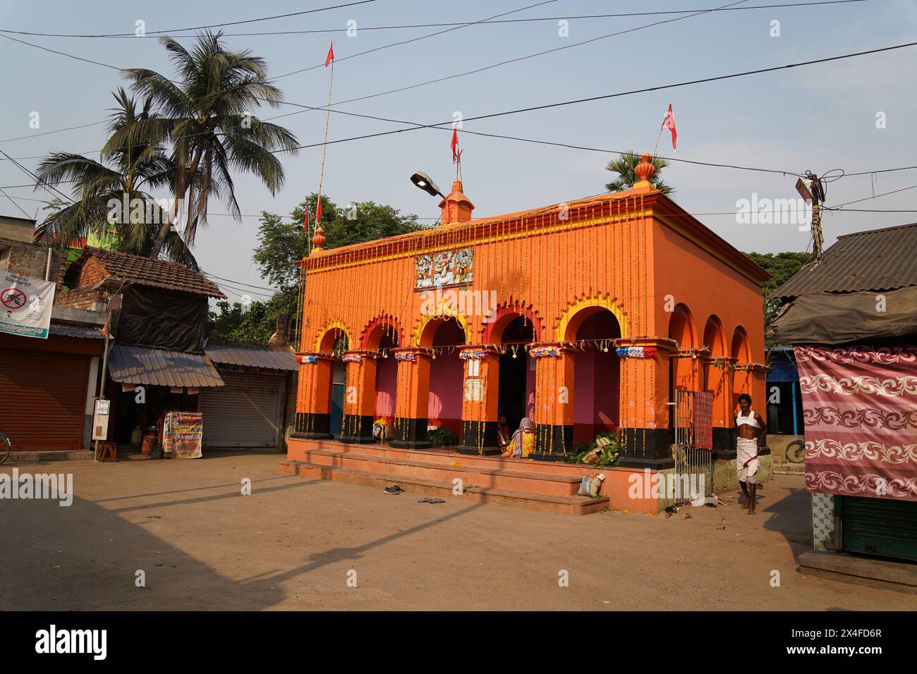 Hatanakhya Mahadev Mandir. Bainan Bazaar area, Bagnan, Howrah, West ...