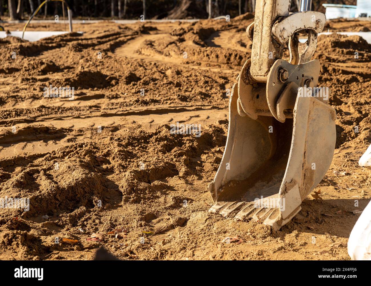 Backhoe bucket hi-res stock photography and images - Alamy