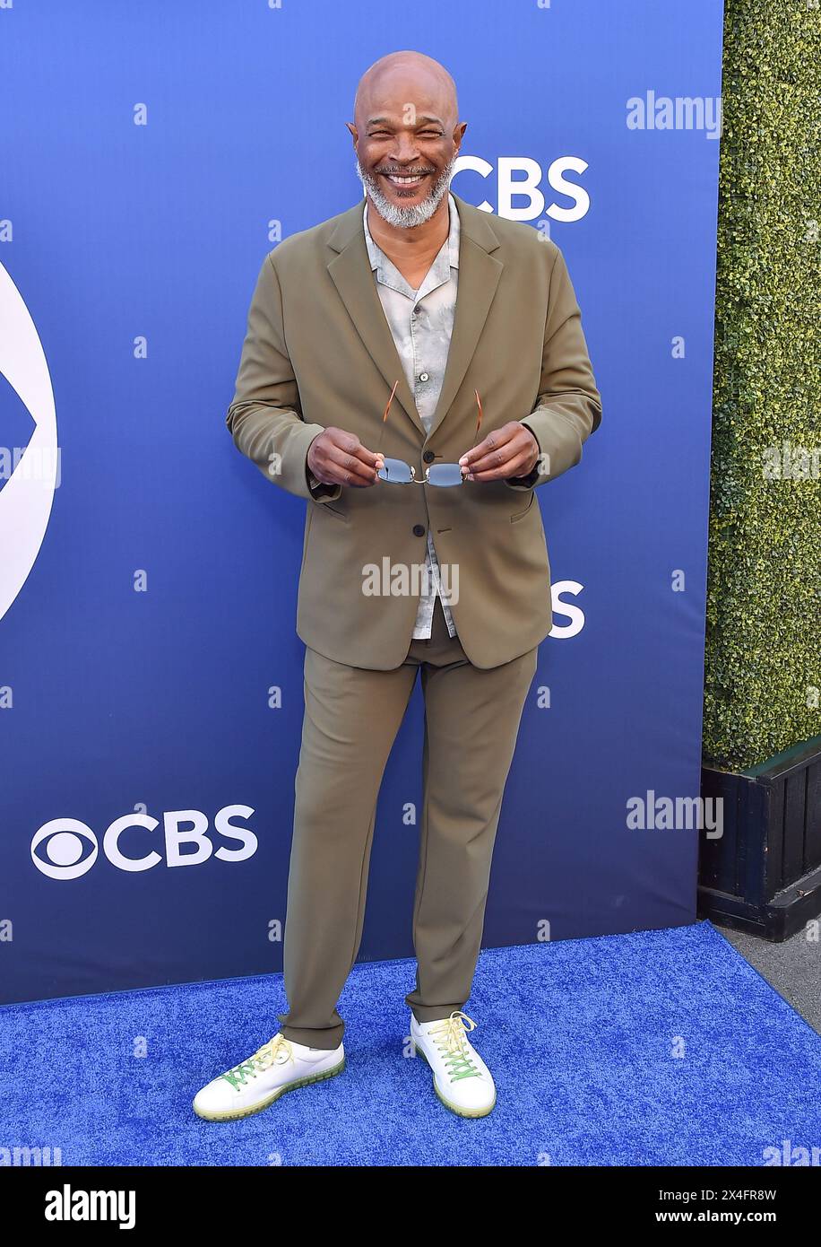 Hollywood, USA. 02nd May, 2024. Damon Wayans arriving to the CBS 2024 ...