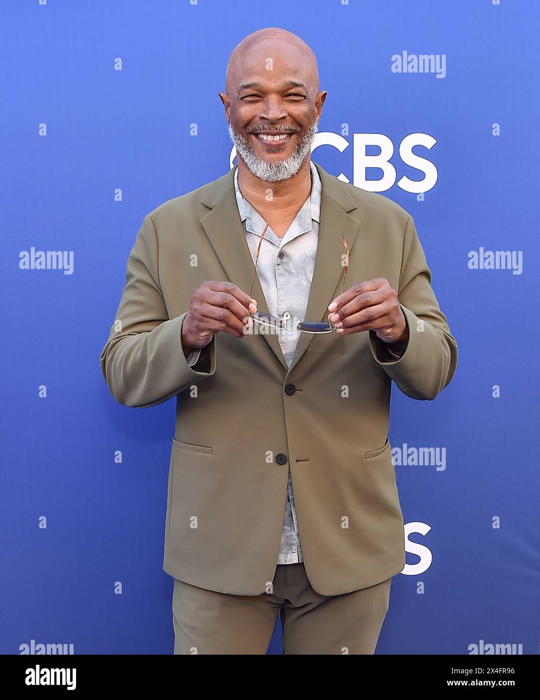 Hollywood, USA. 02nd May, 2024. Damon Wayans arriving to the CBS 2024 ...