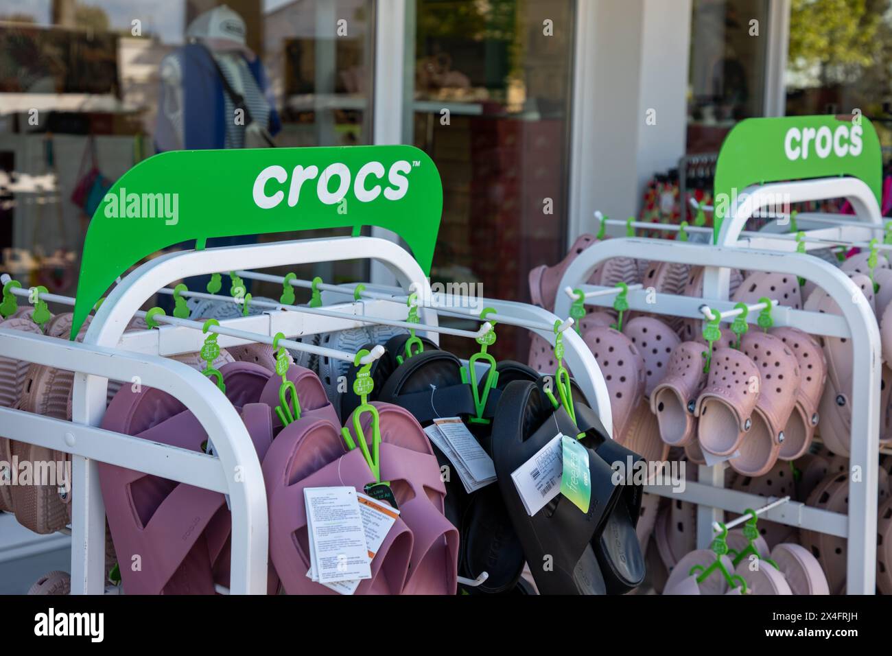 Bordeaux , France - 05 01 2024 : crocs text sign and logo brand ...