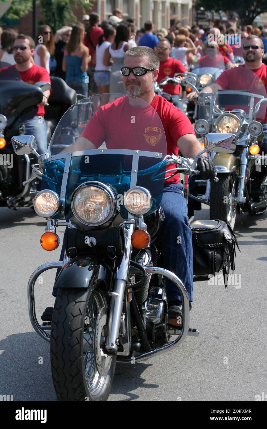 INDIANAPOLIS, IN, USA-JUNE 13,2009:Unidentified Just Ride it Members ...