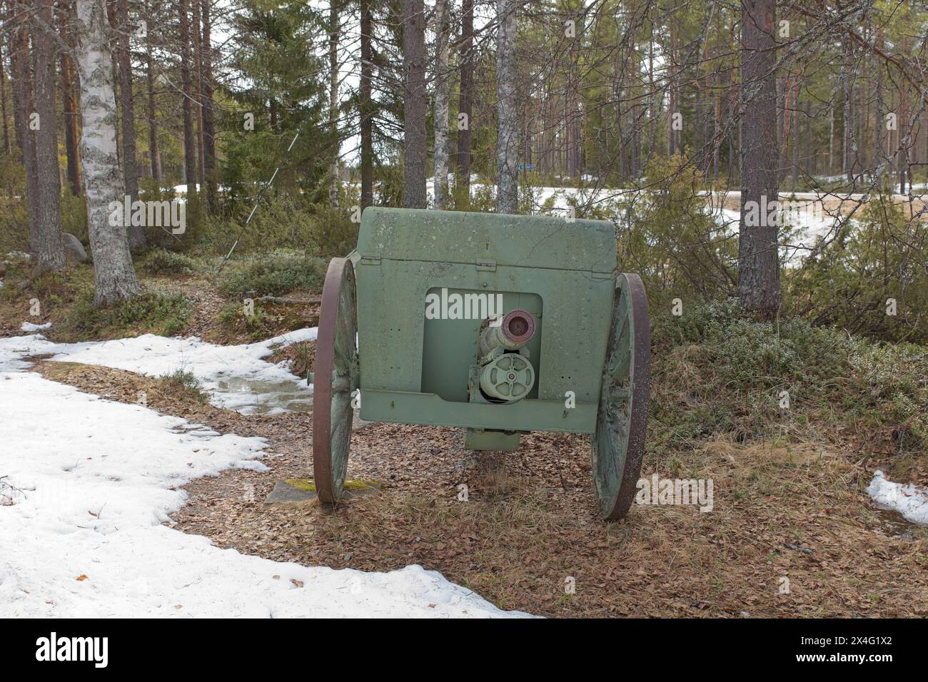 Old Finnish artillery cannon from the Second World War Stock Photo - Alamy