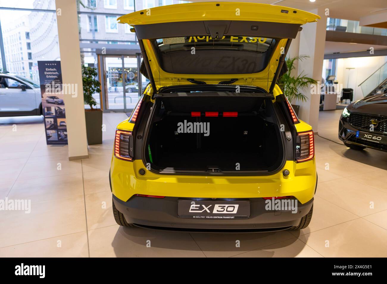 Volvo ex30 electric suv hi-res stock photography and images - Alamy
