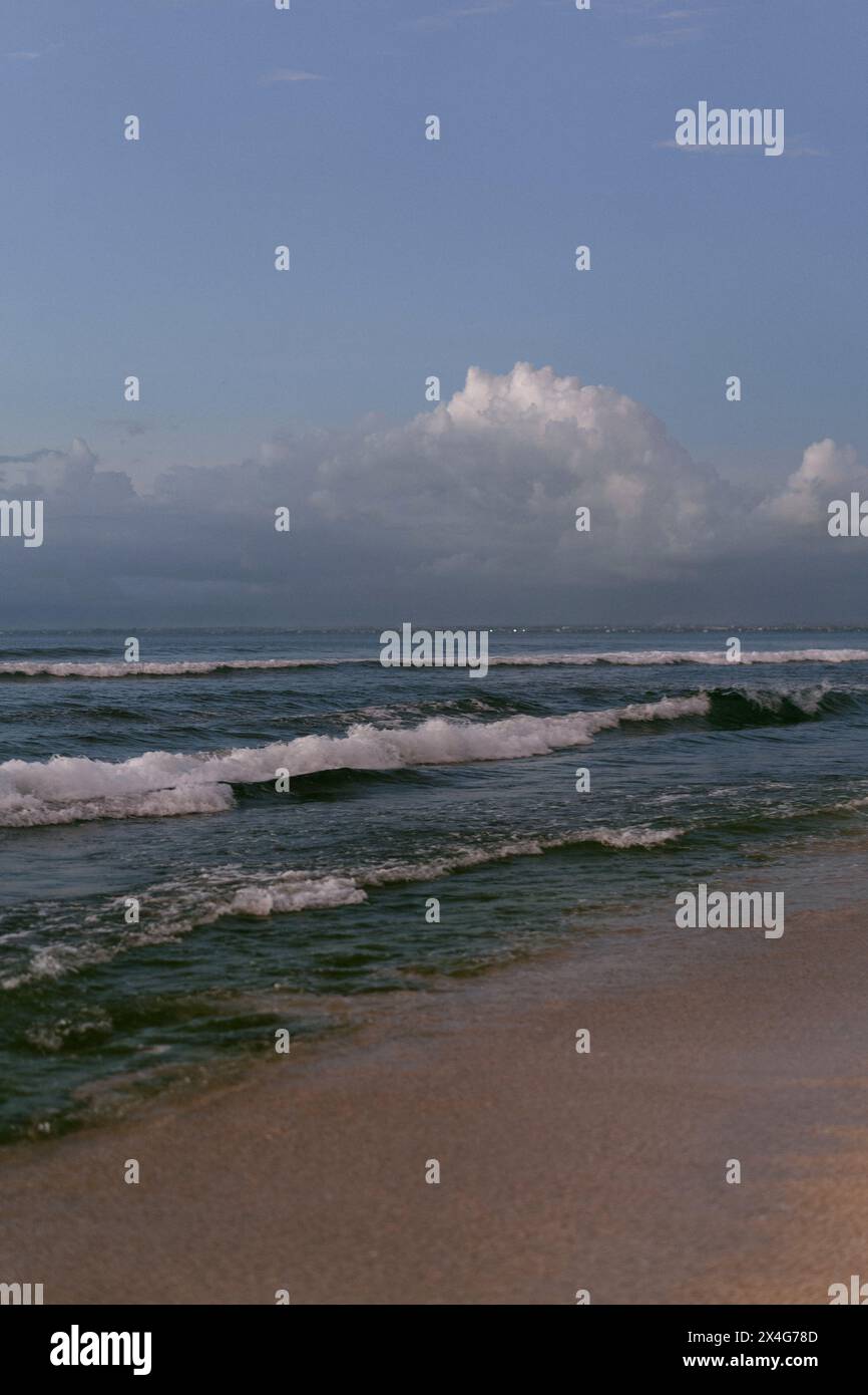 Small ocean sea waves hi-res stock photography and images - Alamy