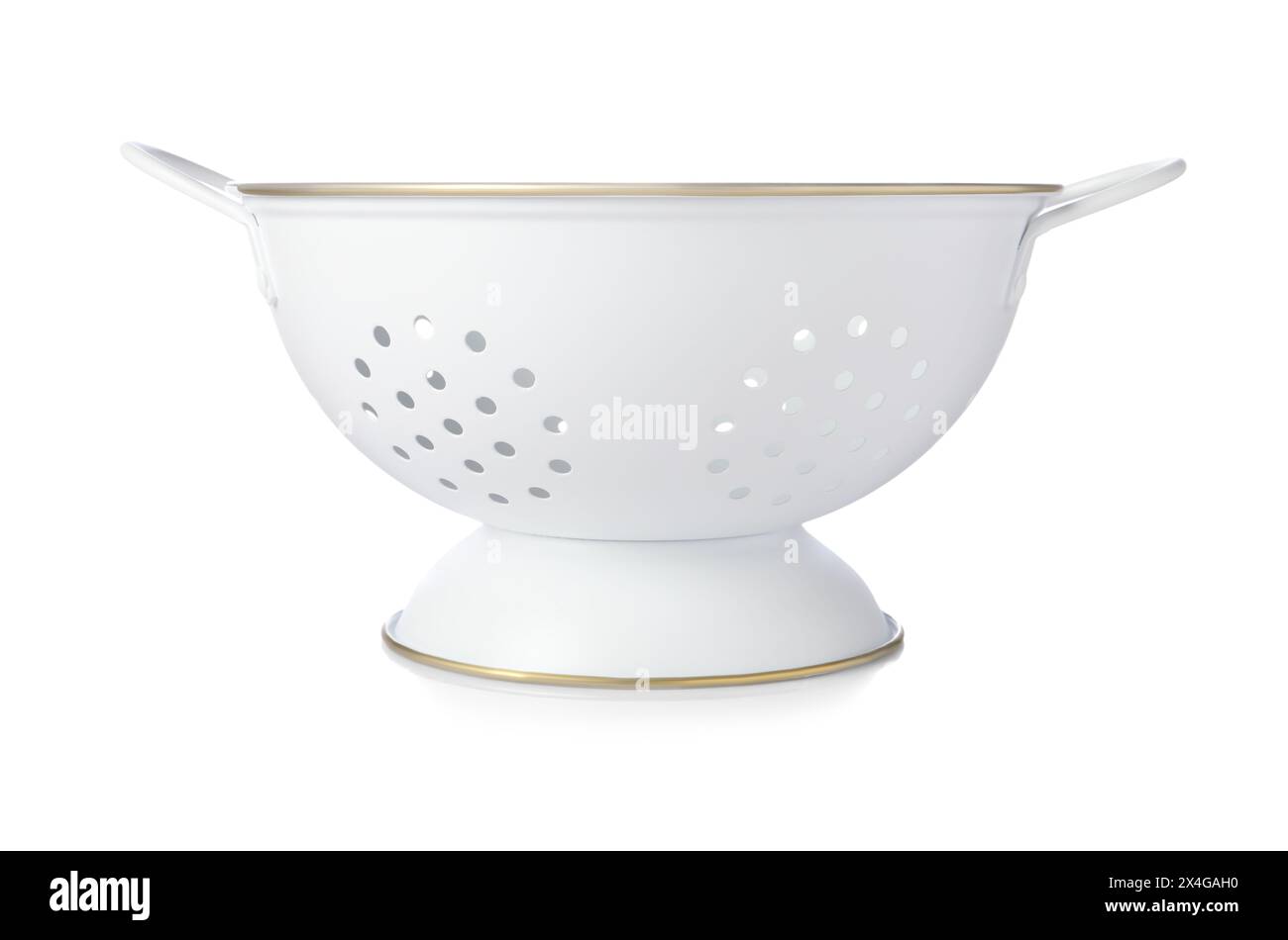 One clean empty colander isolated on white Stock Photo - Alamy