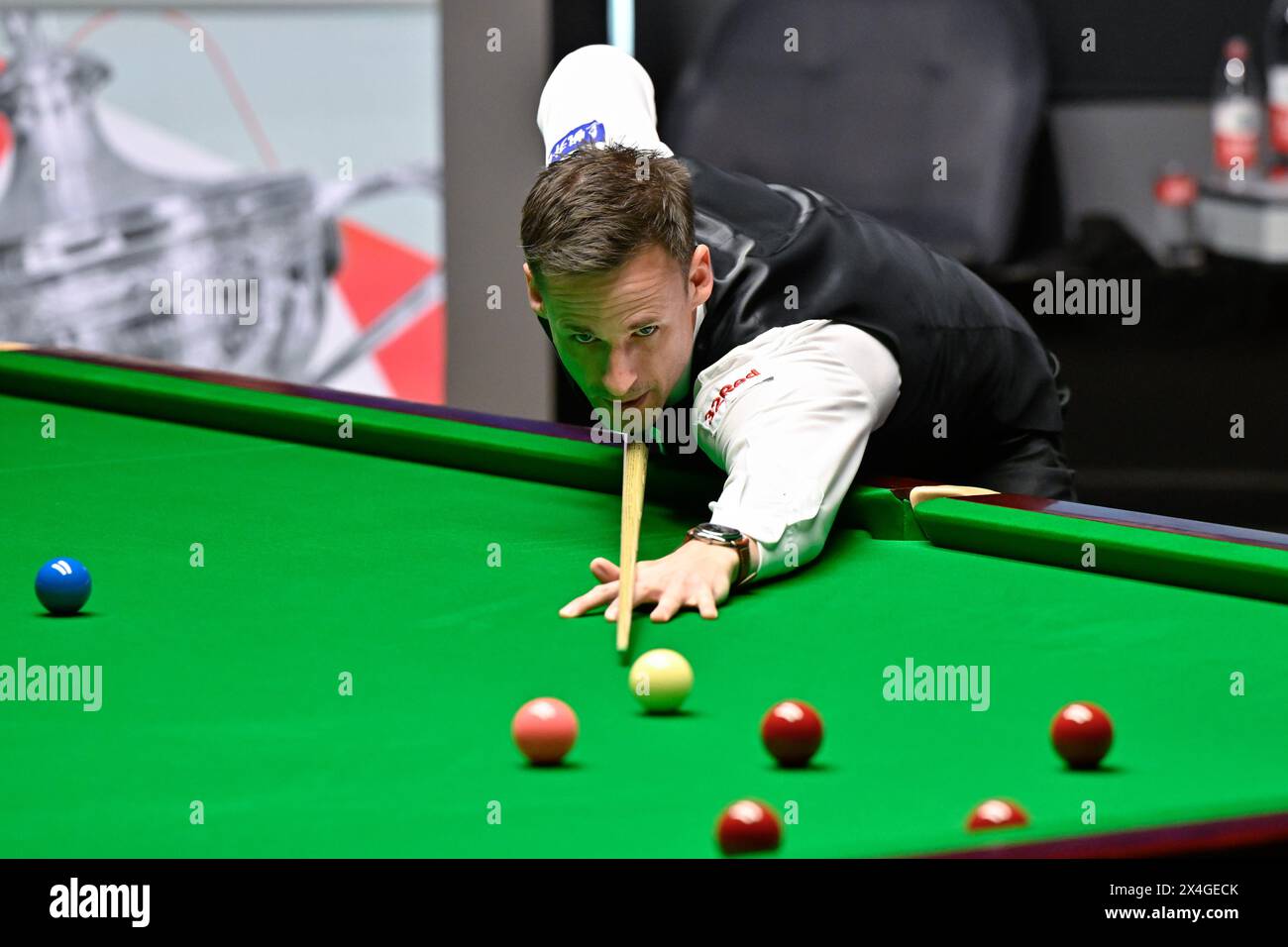 David Gilbert takes a shot, during the Cazoo World Championships 2024 ...