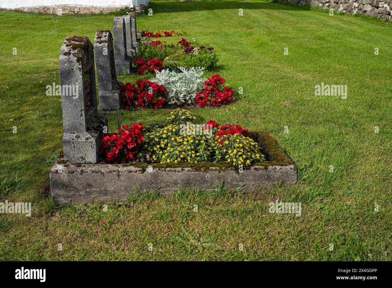 Childrens tomb hi-res stock photography and images - Alamy