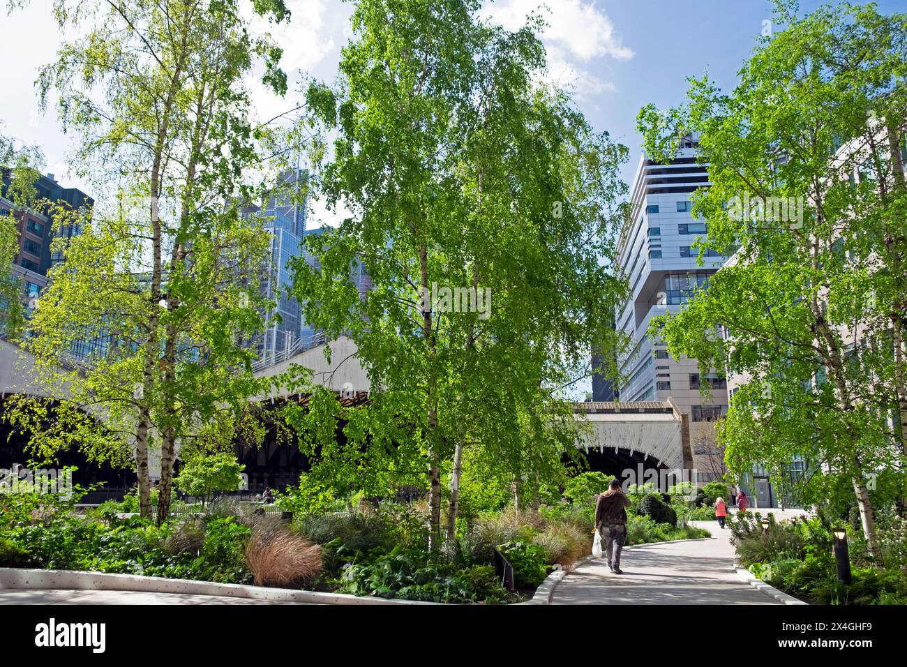 Exchange Square garden public green space park behind Liverpool Street ...