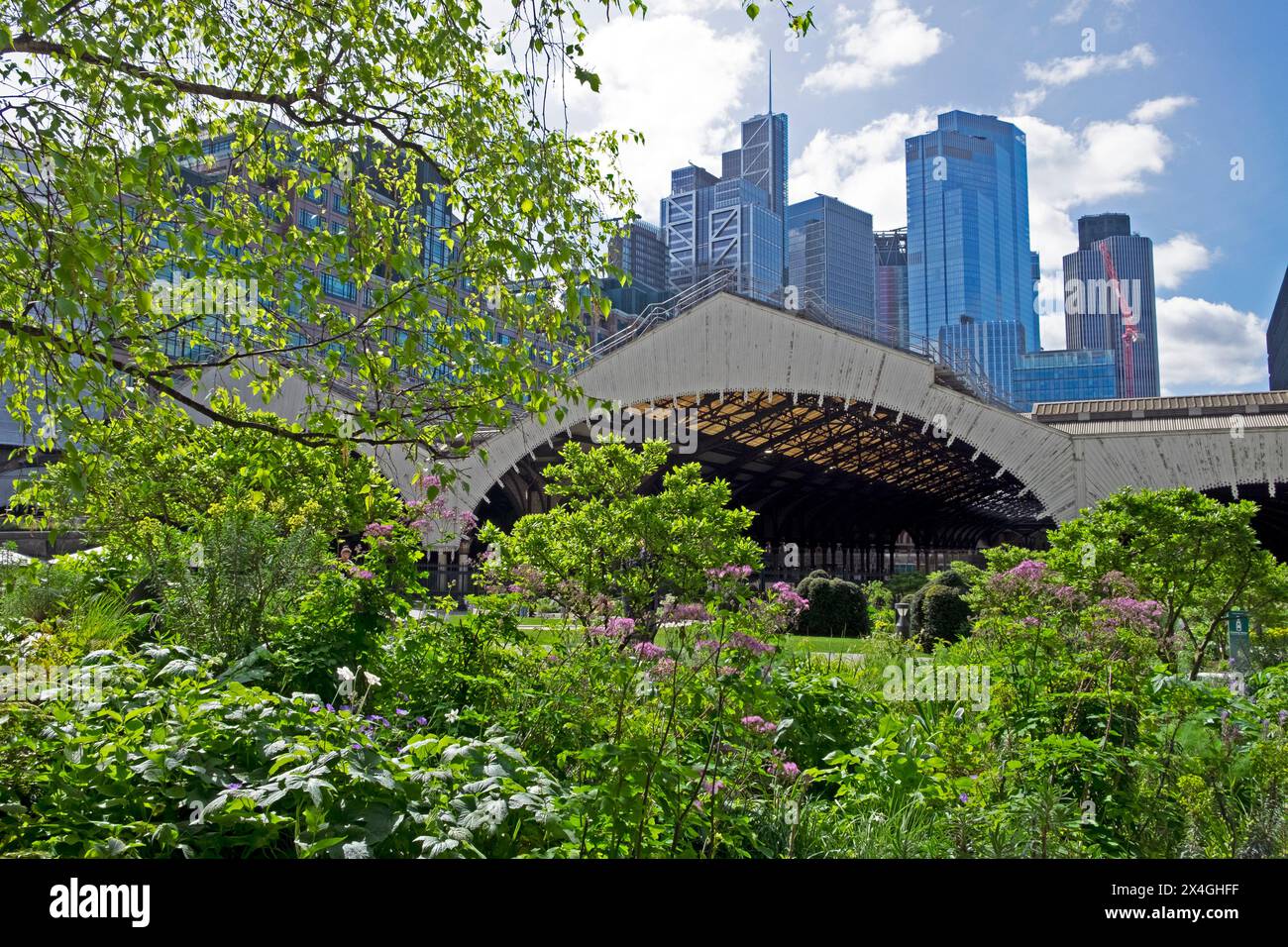 Exchange Square garden near Liverpool Street station and Broadgate view ...
