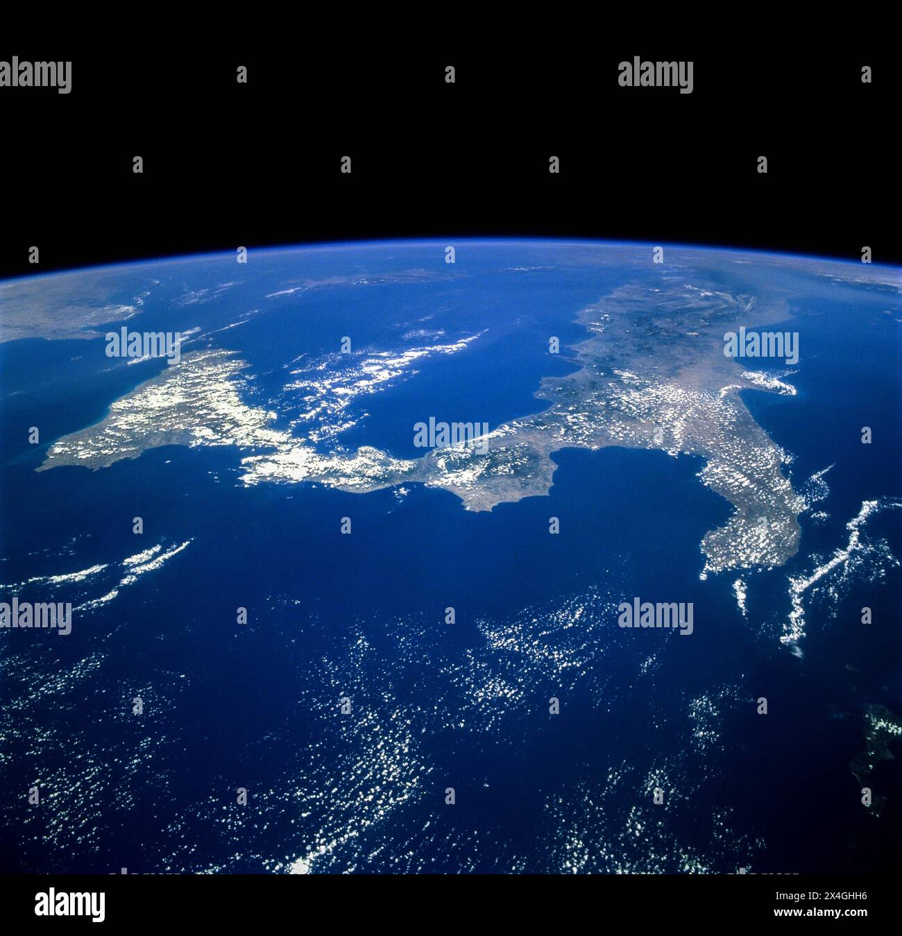 The "toe" of Italy and Sicily photographed from the Space Shuttle ...
