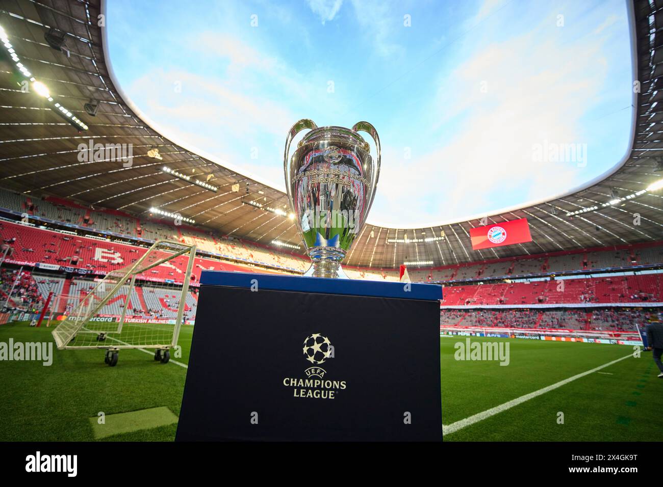 Munich, Germany. 30th Apr, 2024. Champions League Pokal, Trophaee, Pott ...
