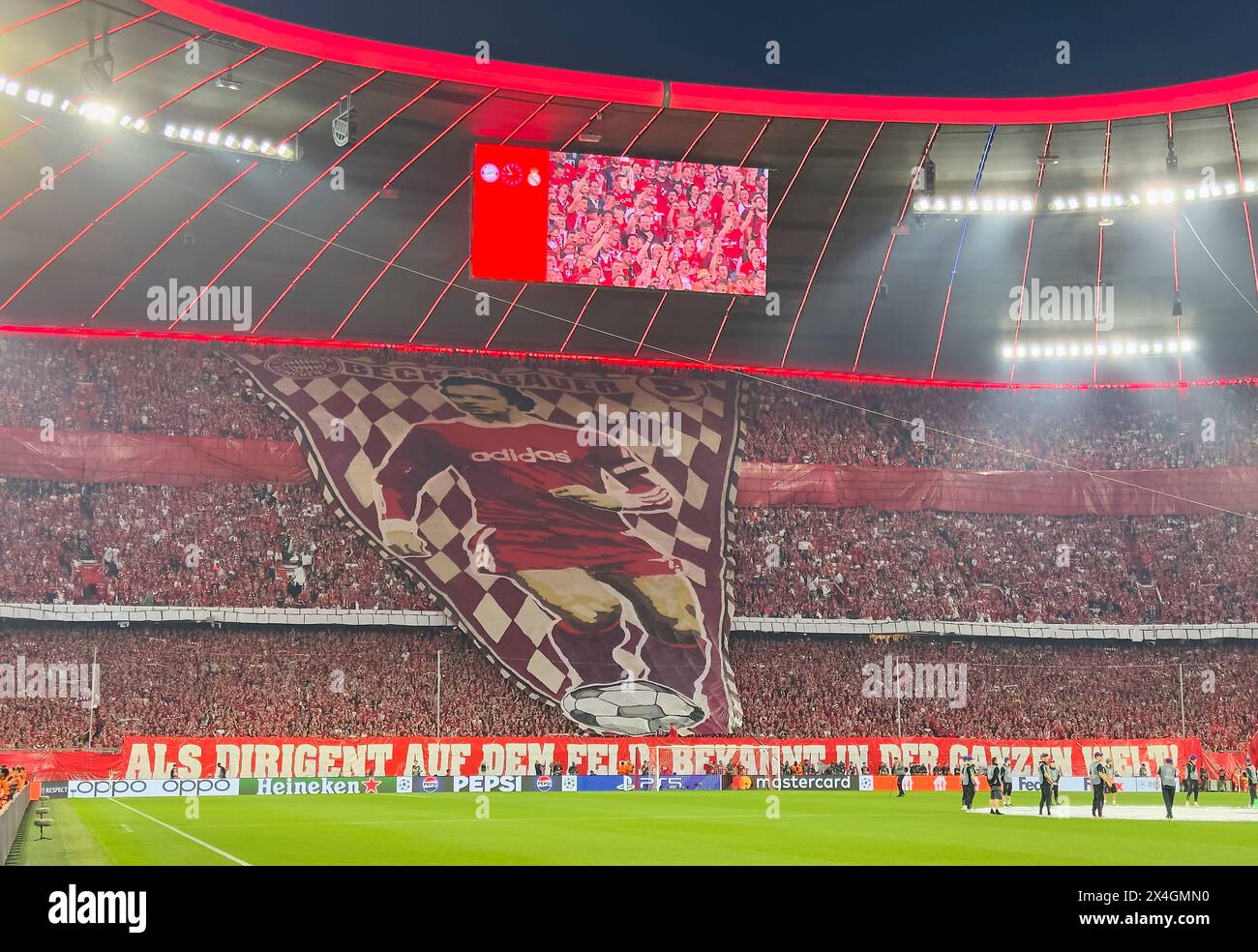 FCB fans with choreo for Franz Beckenbauer in the semi final match FC ...