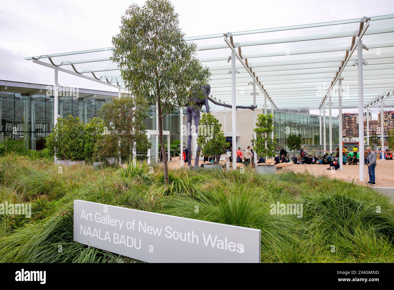 Art Gallery of New South Wales and entrance plaza to the Sydney Modern ...