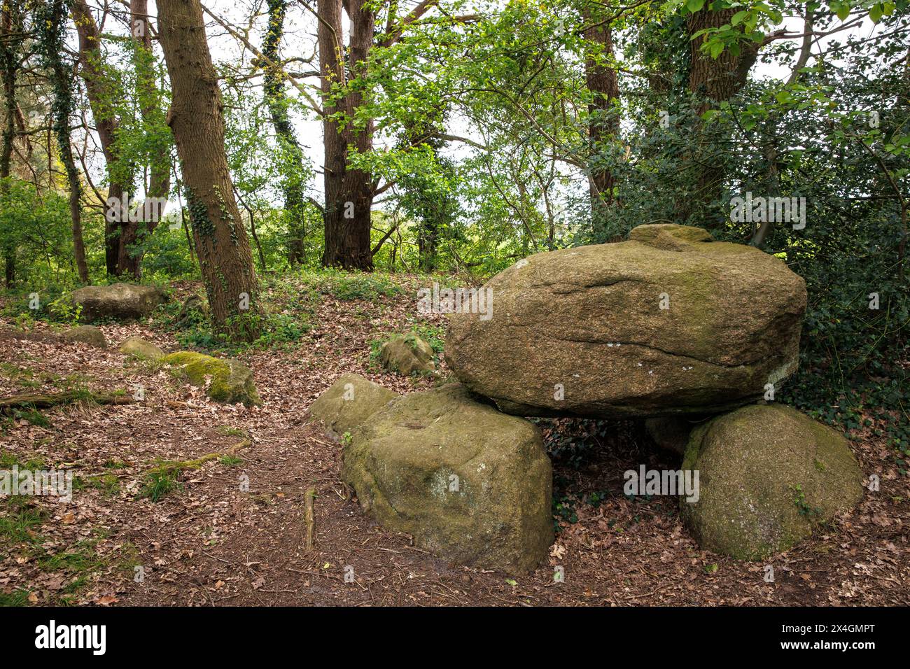 Neolithisches monument hi-res stock photography and images - Alamy
