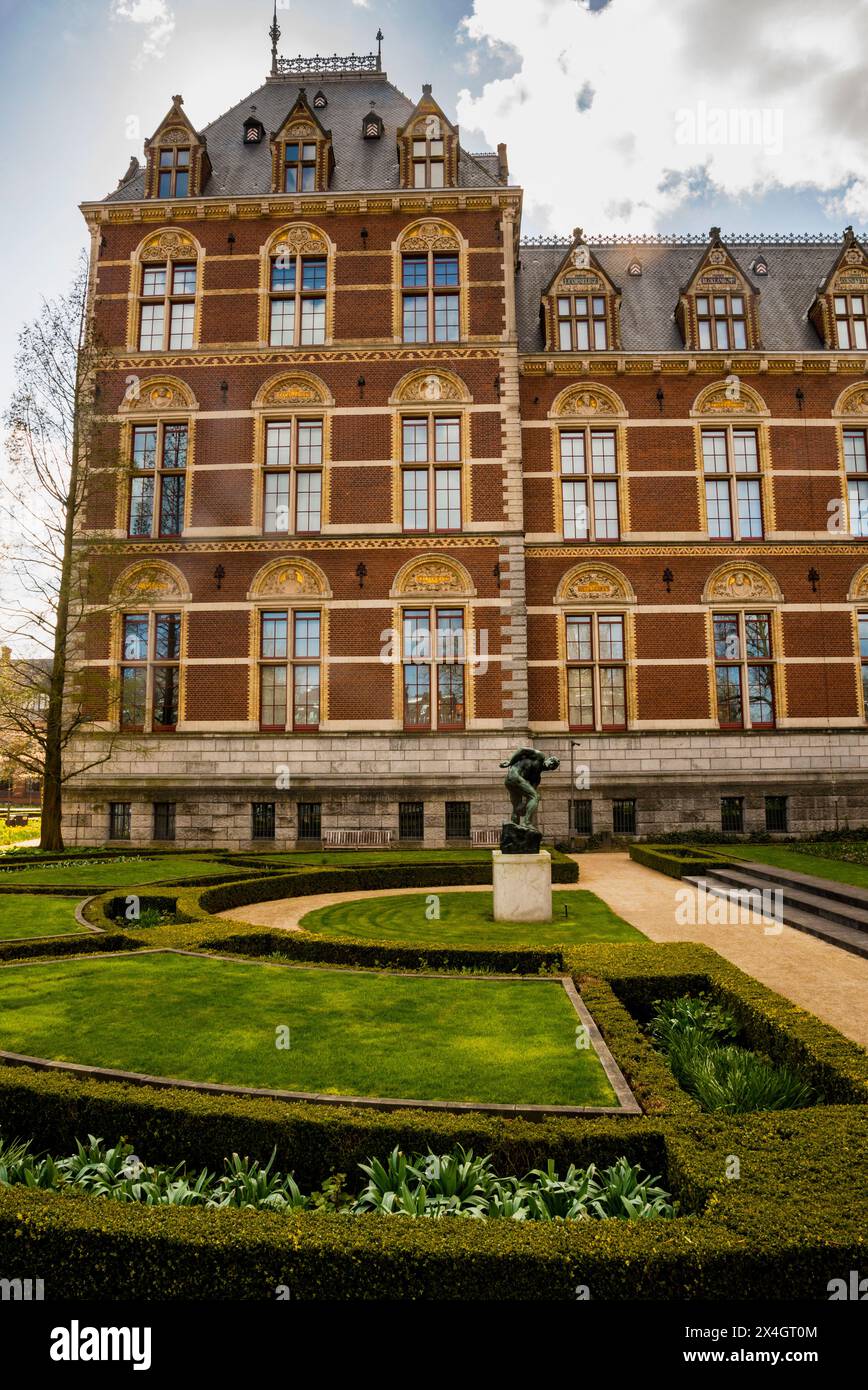 Amsterdam bas relief hi-res stock photography and images - Alamy