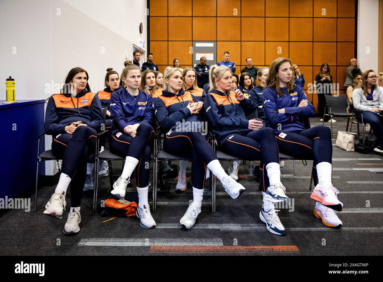 ARNHEM - The players during the team presentation of the Dutch women's ...