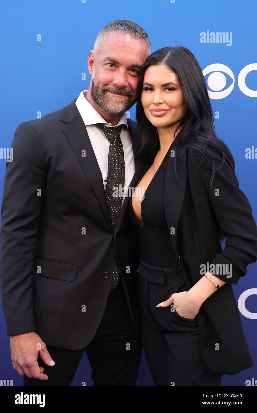 LOS ANGELES, CA - May 2: Jay Harrington at the CBS Fall Schedule ...